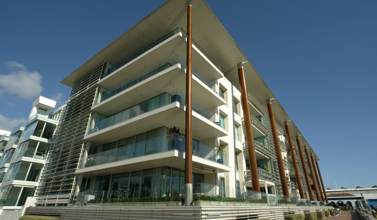 Lighter Quay North - Log Farm | Thermosash Building Envelope Solutions