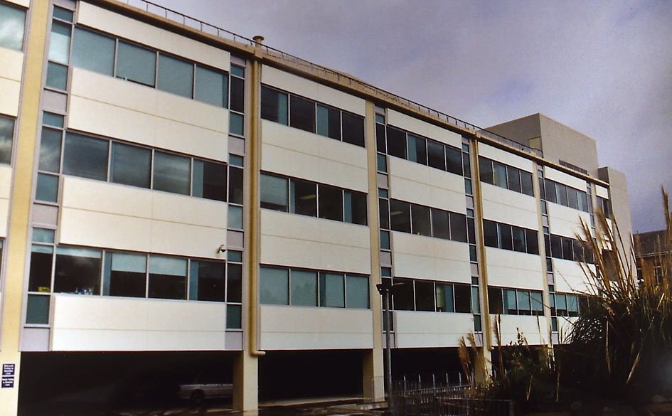 Acute Services Building | Thermosash Building Envelope Solutions