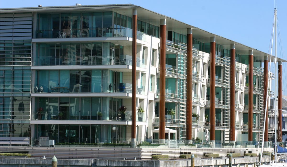 Lighter Quay North - Log Farm | Thermosash Building Envelope Solutions