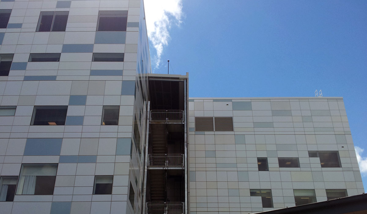 Waikato Hospital - Clinical Building | Thermosash Building Envelope ...